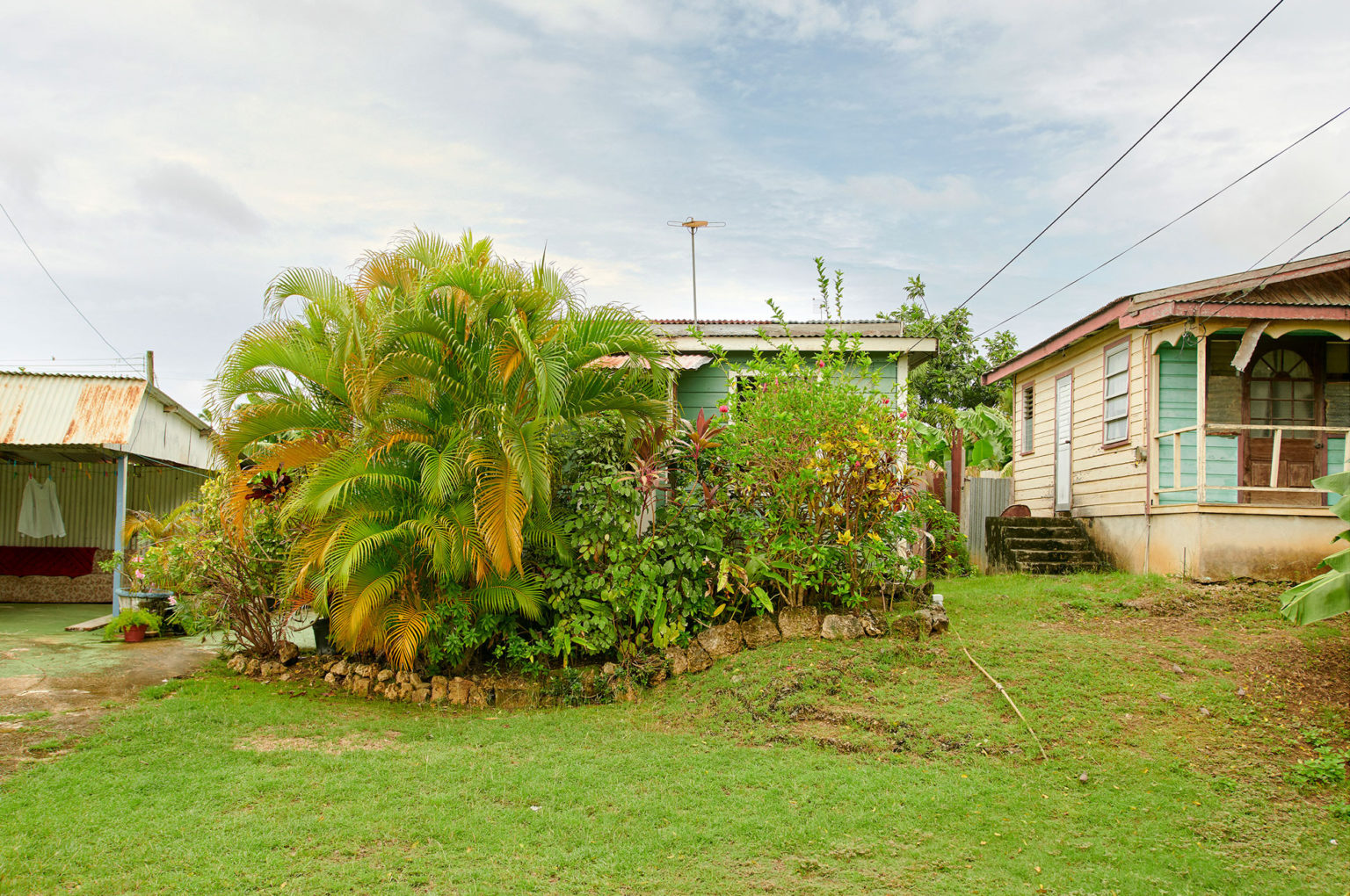 CHATTEL HOUSES OF BARBADOS - HENRY BOURNE